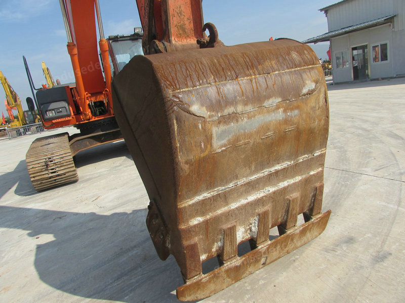 Hitachi ZX230_Hitachi_Excavators_Zhongzhi Construction Machinery