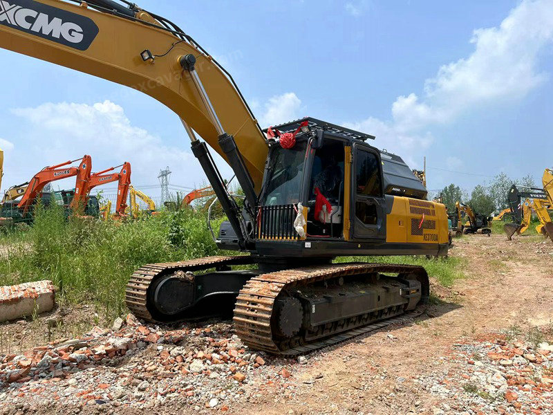 XCMG 370D_XuGong_Excavators_Zhongzhi Construction Machinery